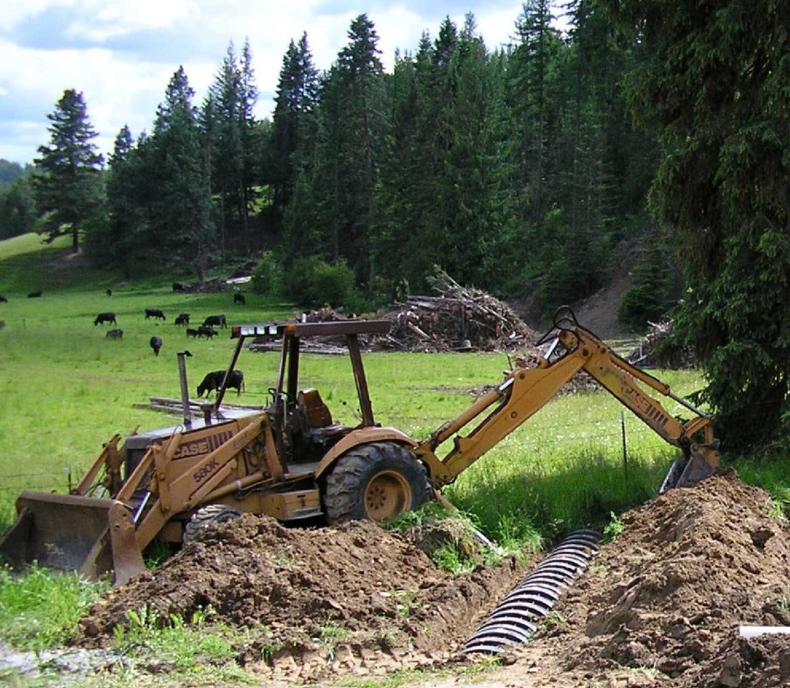 Case 580 Super K Backhoe - Hatter Creek Earthworks